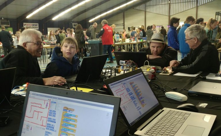Techniekdag in Olympic groot succes - Coderdojo-Wijchen